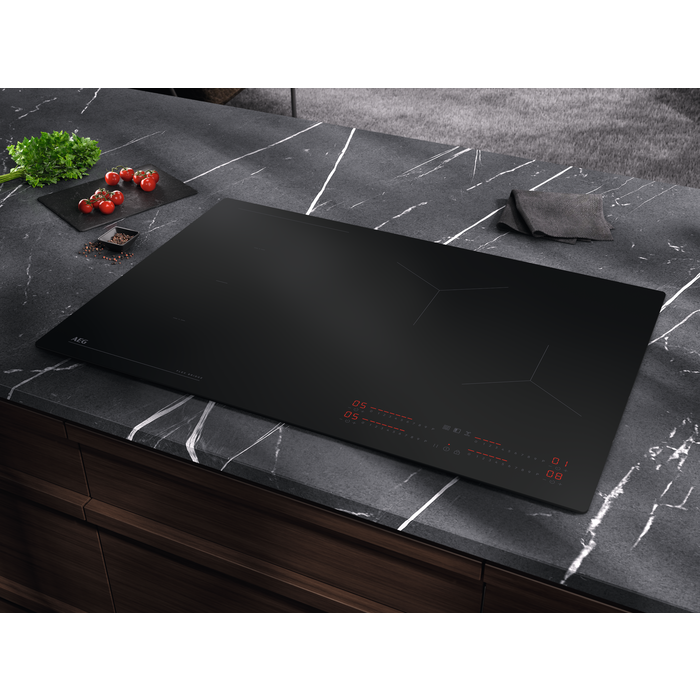 6000 Flex Bridge - Taque à induction, 80 cm Taque à induction | AEG